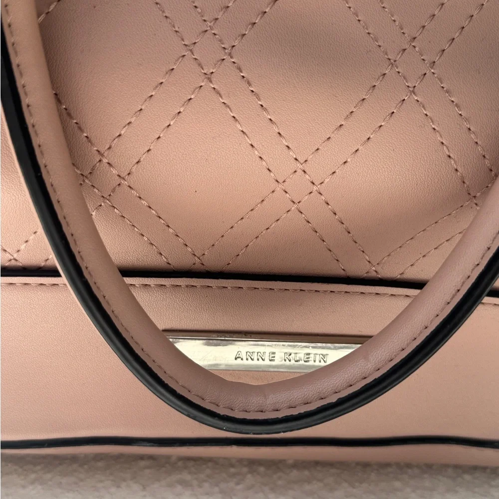 Anne Klein | Bags | Anne Klein Quilted Beige Tote | Poshmark